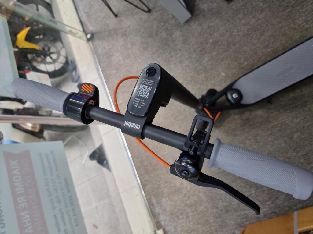 Xe Điện Scooter Segway Ninebot F30 - Segway Việt Nam