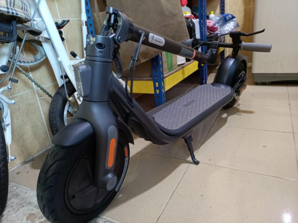 Xe Điện Scooter Segway Ninebot F20 - Segway Việt Nam